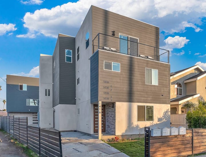 Wonderful 3 Bedroom Home Perfect For Getaway - Los Angeles, CA