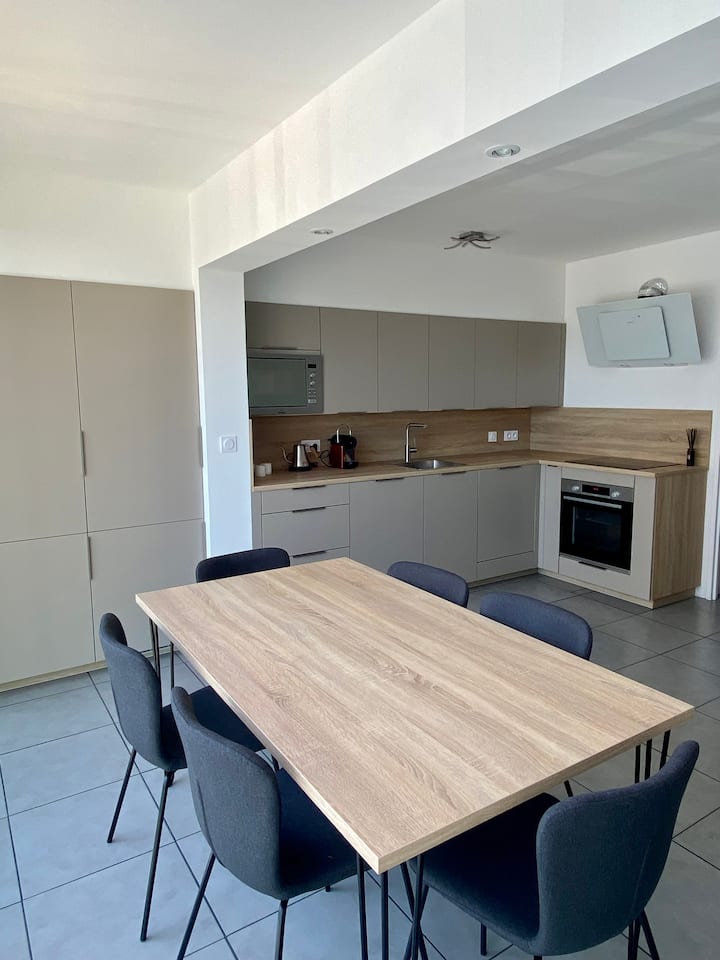 La Grande-motte : Superbe Appartement En Résidence - La Grande-Motte