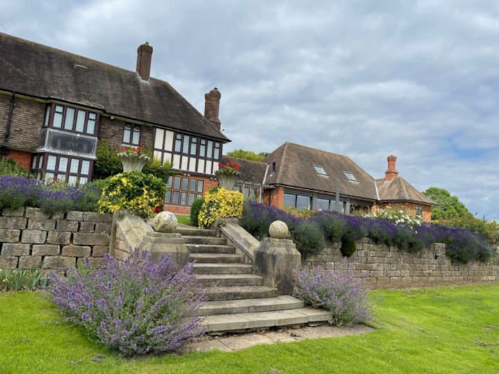Private Country House Overlooking Peak District - Uttoxeter