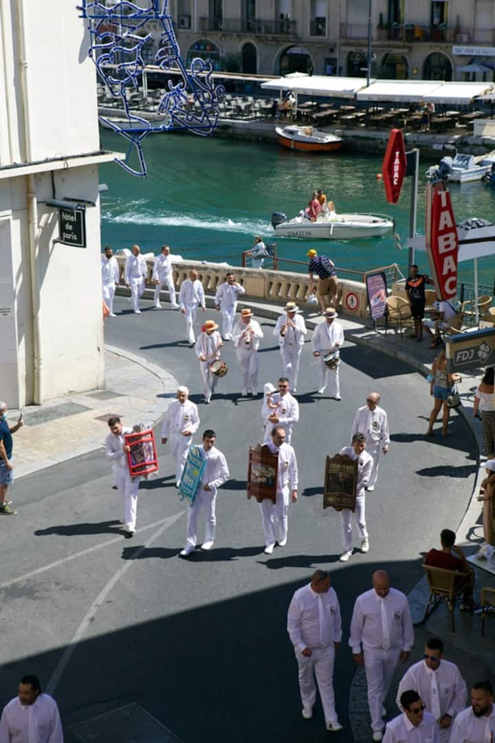 Centre, Canal Royal: Gd T2 Idéalement Situé. Clim - Sète