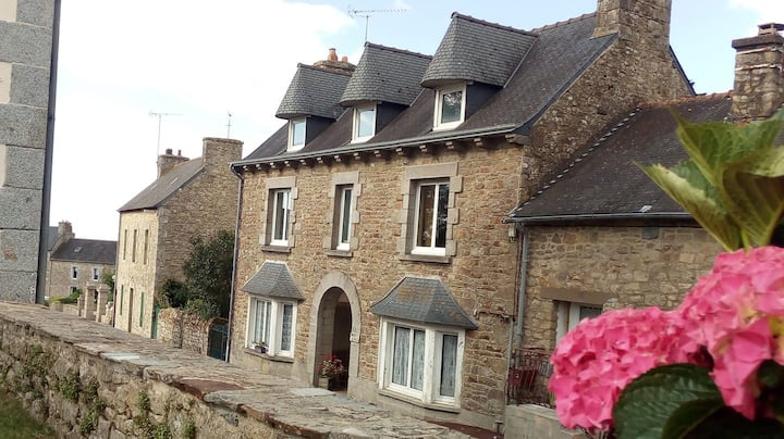 Agréable Maison De Bourg Entre Terre Et Mer - Guingamp