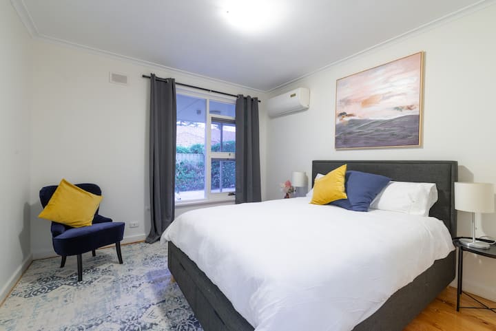 Cosy 2br Apt|full Kitchen & Courtyard Near Glenelg - Adelaide