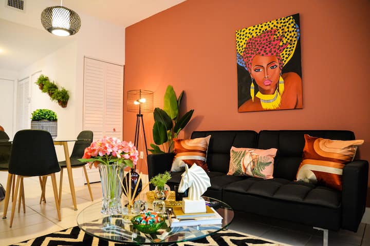 Lit Havana Unit /Centrally  2located  Free Parking - Miami