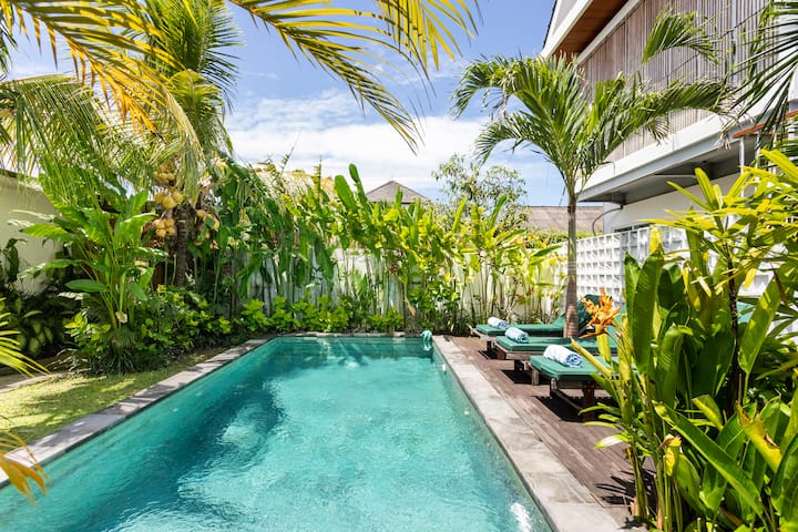 Tropical Private Room Canggu 4 By Rios Guest House - Canggu