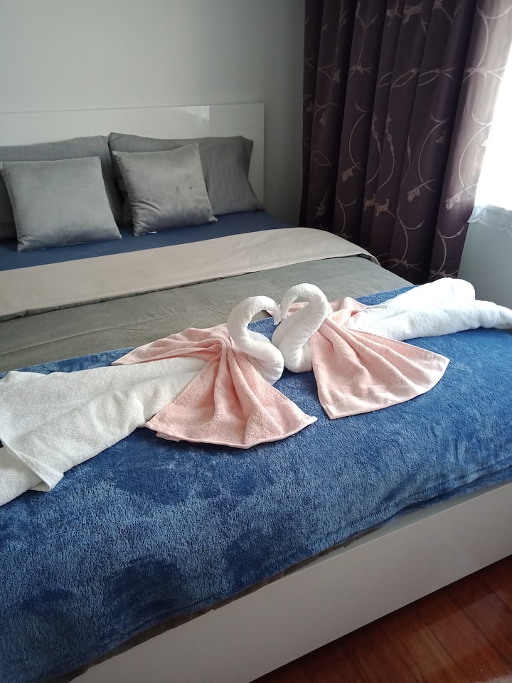 3 Bedroom House + Sleep Out - Wi-fi - 本迪戈