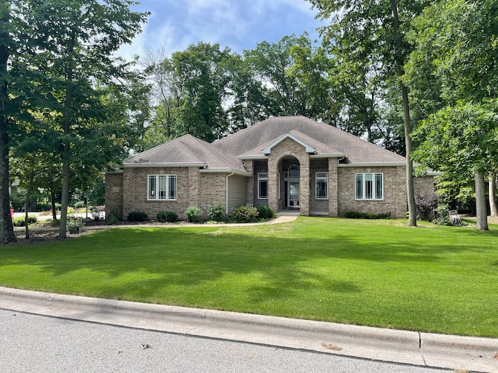 Stunning Executive Dead End Home - Herman, WI