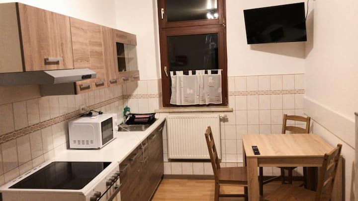 Wohnung Für 3 Pers. In Weissefels (2 Schlafzimmer) - Weißenfels