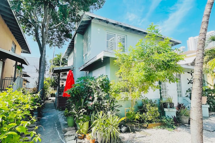Vintage Charm In Wynwood: Cozy Apartment B, Miami - Miami