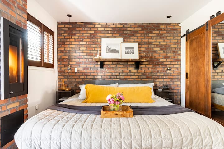 Retreat In A Private Master Suite - シアトル