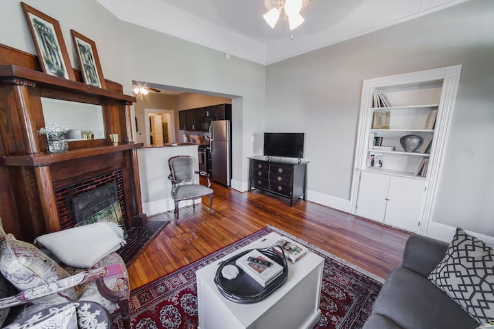 Cozy Bungalow-uptown Columbus -10 Min To Ft. Moore - 콜럼버스