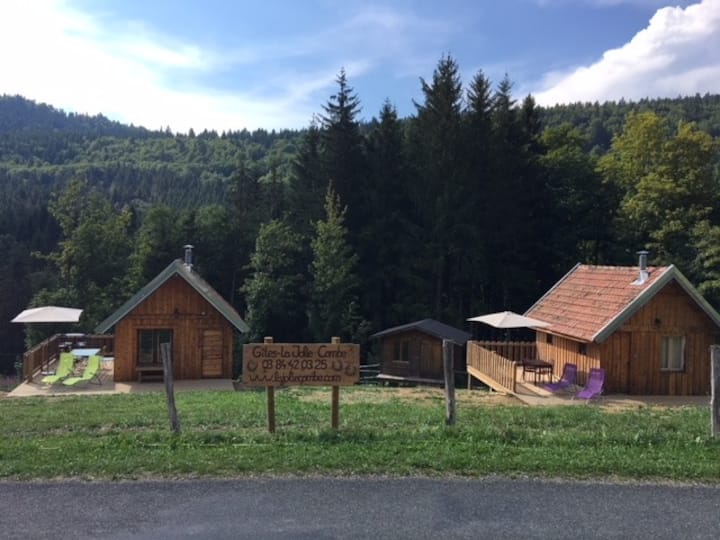 Gîte Insolite - 2 Petits Chalets à 3km De La Pesse - Lélex
