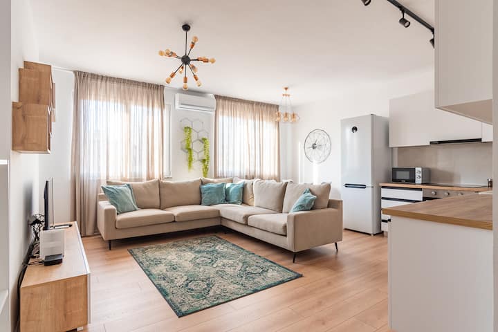 Pazari Superior⚡️ Enjoy Albania Apartments - Tirana