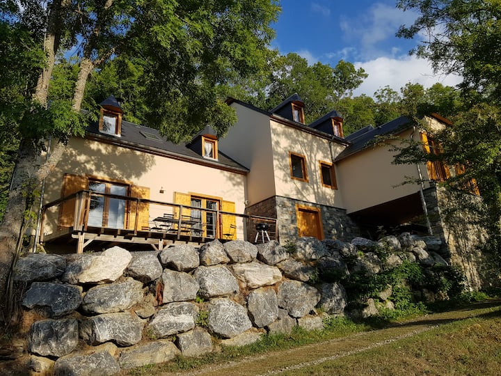 Chalet De Milo 3* (10-12 Personnes) - Loudenvielle