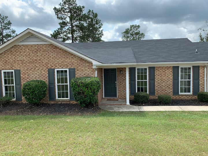 The Cozy Peach Home - Augusta, GA