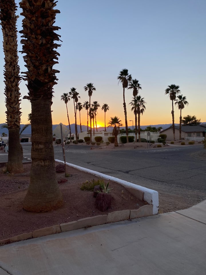 Peaceful River House W/ Lots Of Space Inside & Out - Fort Mohave, AZ