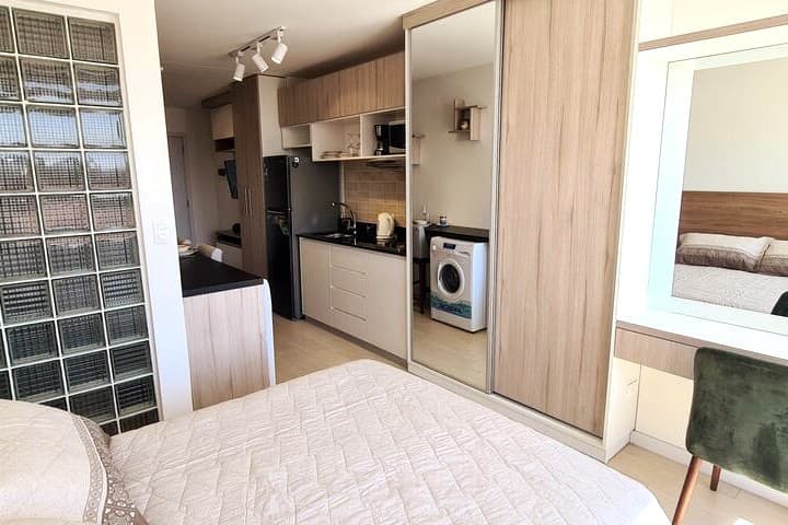 Urban Cozy Studio, Natural Light – Prime Location - Bolivia