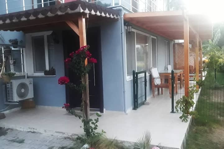 ÇEşmede Size Ait Ev Ortaminda Tati̇l... - Çeşme