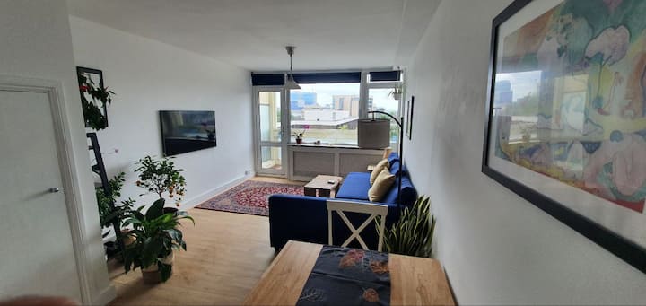 Superb 1 Bed Flat -
Brick Lane (Free Parking) - London