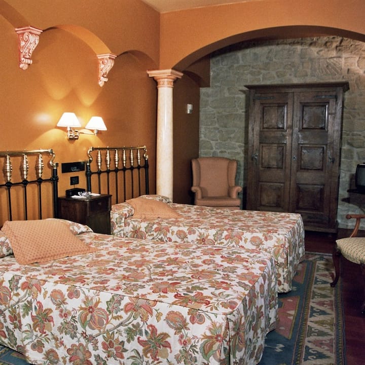 Hotel Castillo El Collado: Habitación El Ruiseñor - Laguardia