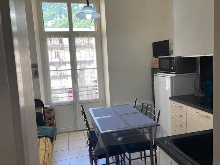 Appartement 22 M² Centre Village Vue Montagne - Cauterets