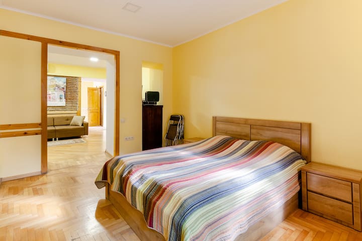 17/17 Apartments - Tbilisi