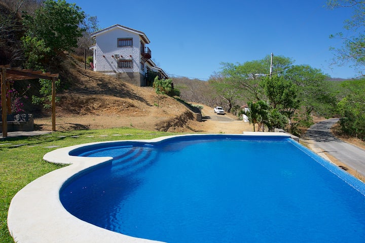 2-bedroom Home Pool And 24/7 Security Walk To Town - San Juan del Sur