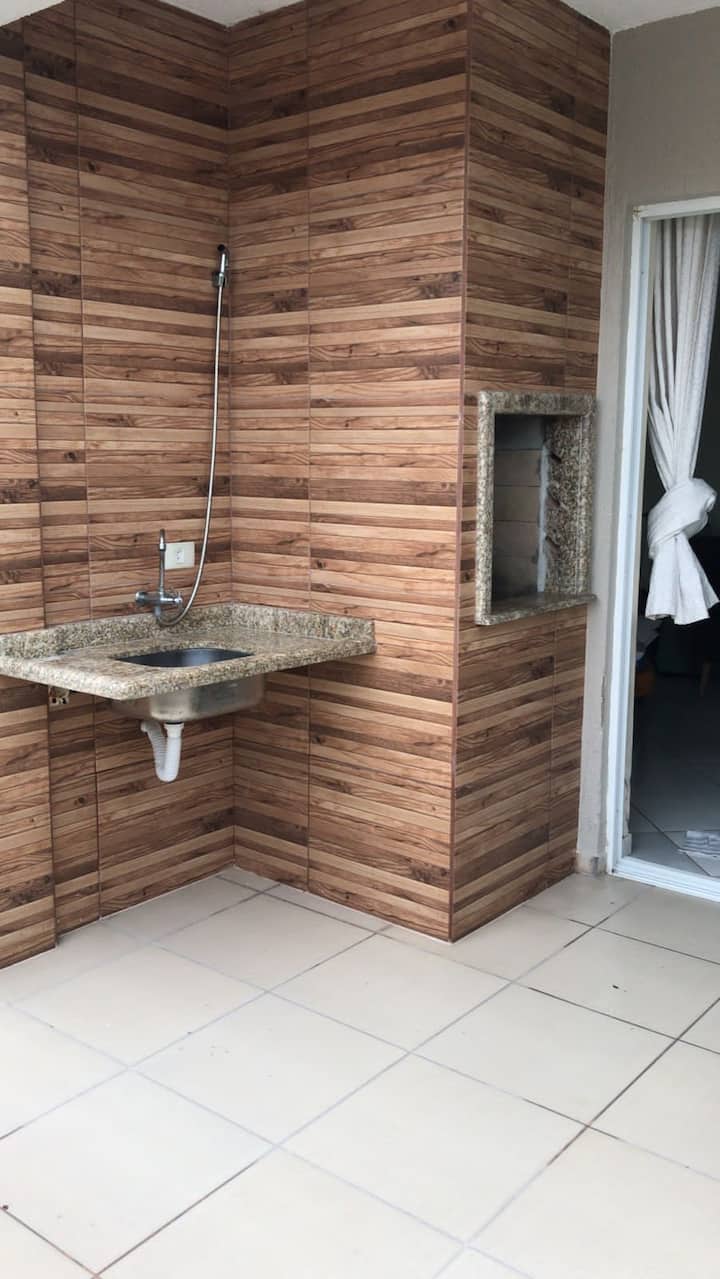 Apto C/ Praia Próxima (Pague Em Até 6x S/ Juros) - Guaratuba