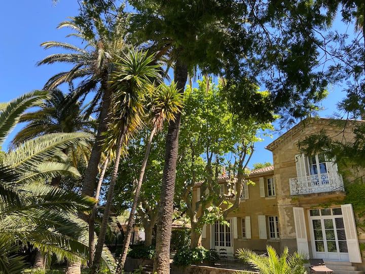 Mas 19ème Dans Un Grand Parc,  Piscine, 6 Chbres - Toulon