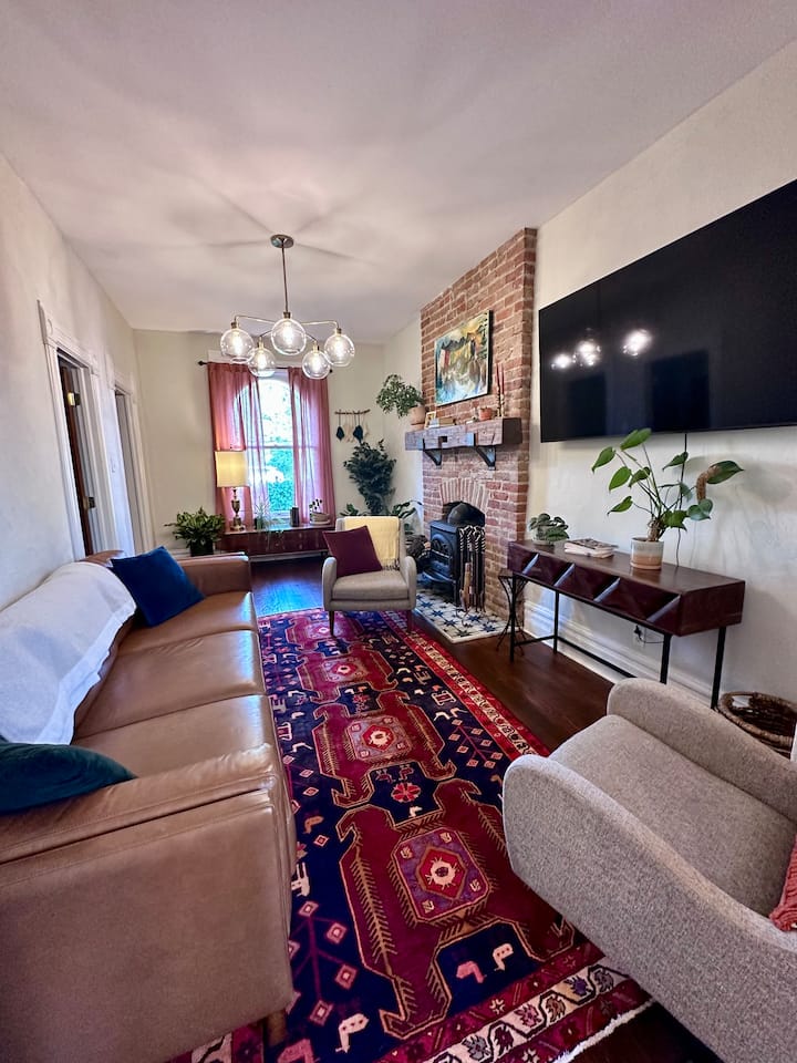 Victorian Vibes & Local Experiences - South Park Hill - Denver