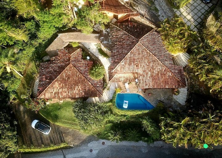 Casa Em Condomínio C/ Piscina E Linda Vista Do Mar - Ilhabela