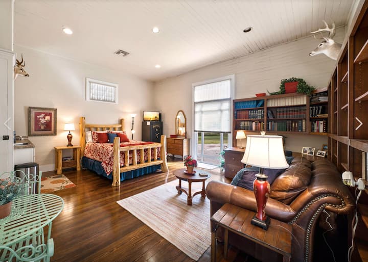 Cardinal Pointe Station Ranch available for events - Ranches for Rent ...