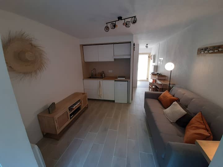 Petit Studio Rénové A Neuf Proche Plage Portissol - Sanary-sur-Mer