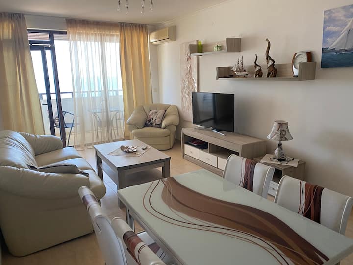 2-х комн. Cупер-люкс на первой линии Marina-dinevi - Sveti Vlas