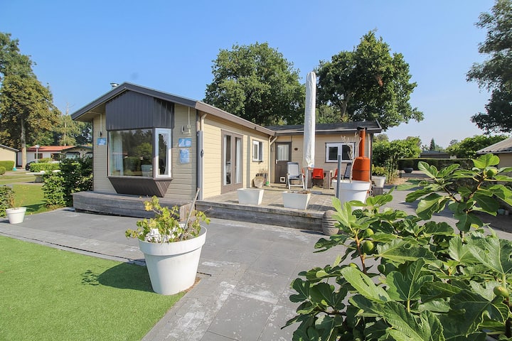 Bungalow Op Recreatiepark - Pays-Bas