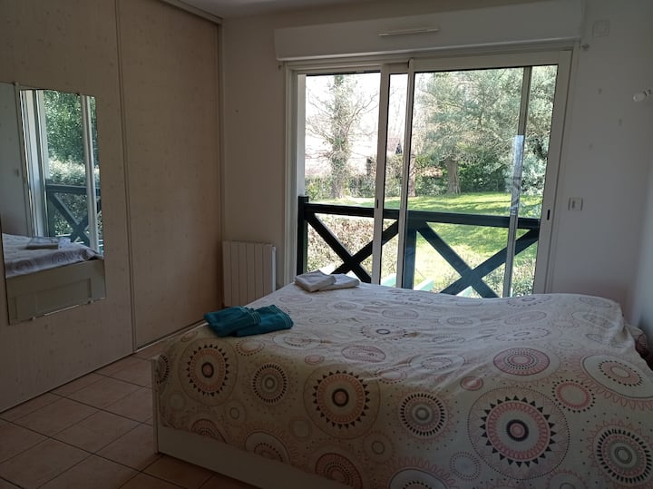 Chambre Spacieuse Et Lumineuse - Boucau