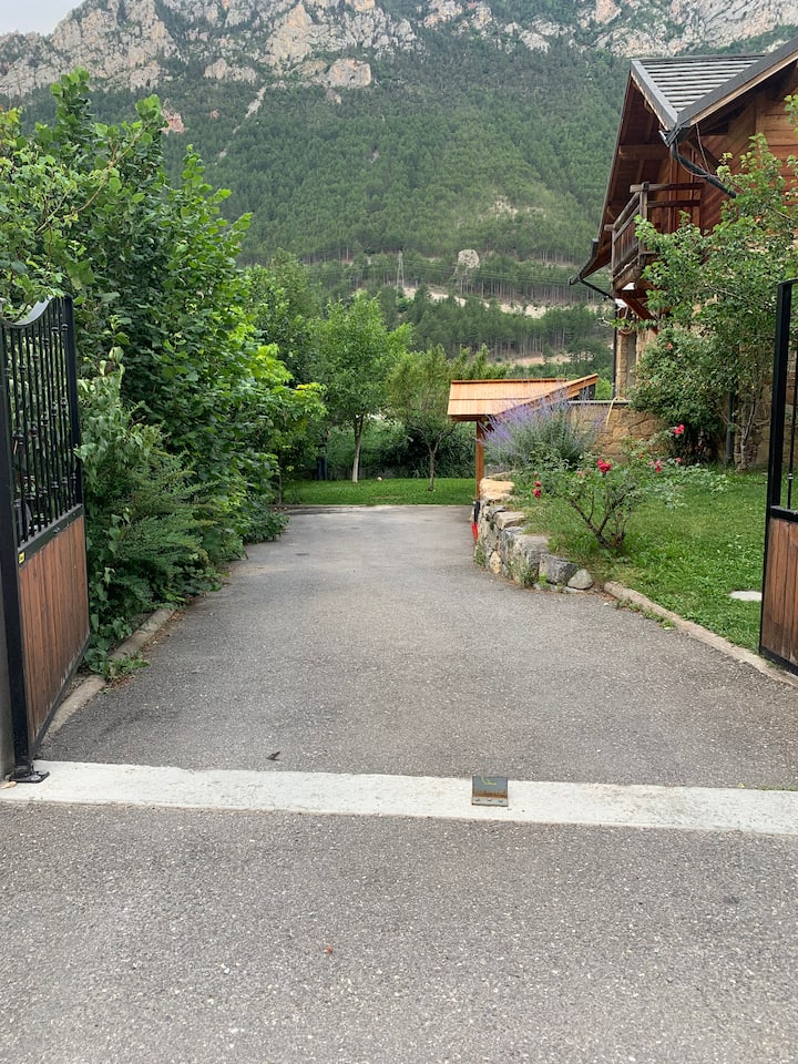 Appartement Neuf En Rez De Jardin. - Puy-Saint-Vincent