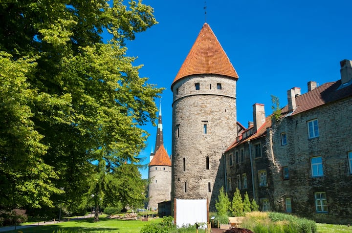 Loft Apartment In Tallinn Town Wall - Tallinn