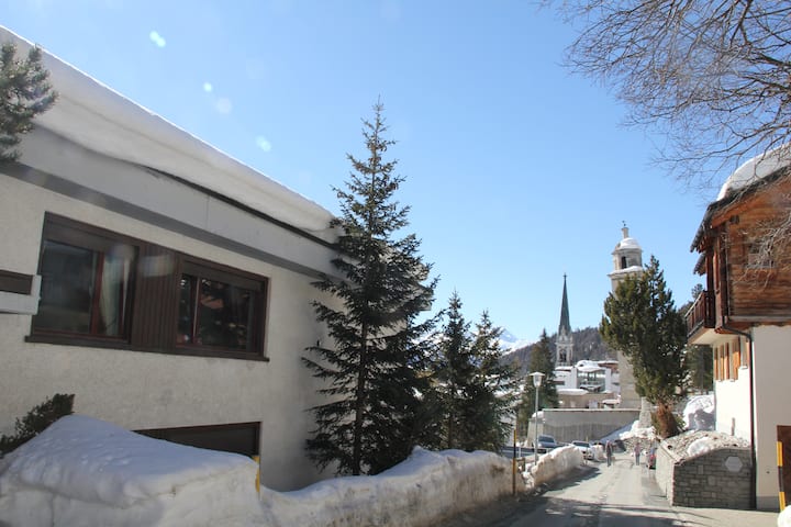 Flat In Downtown St. Moritz Overlooking Mountains - Silvaplana