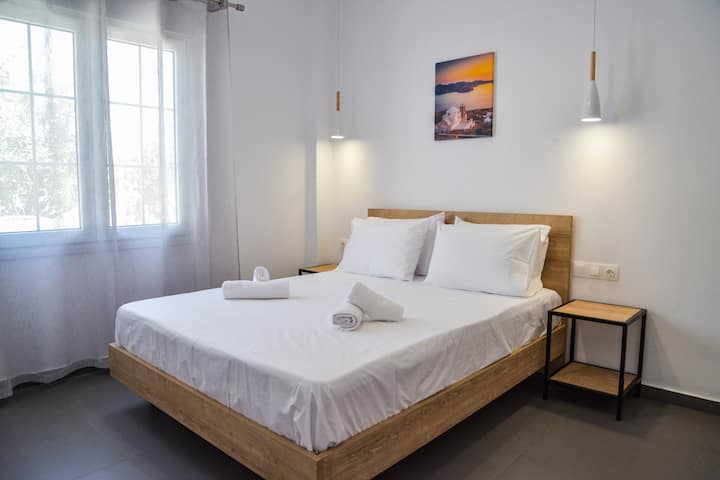 Tzoka's Apartments 2 - Milos