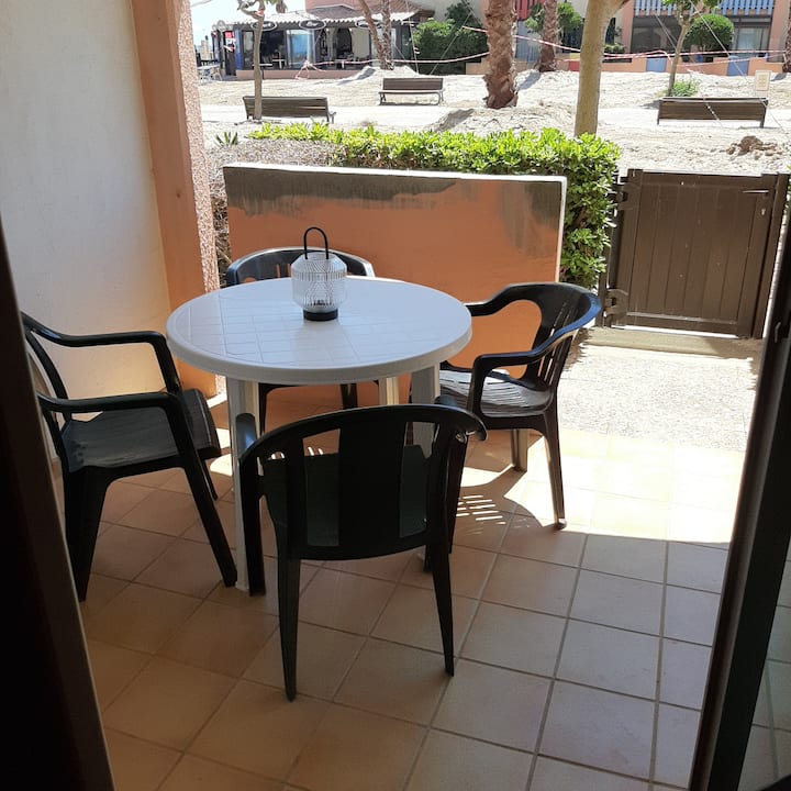 Appartement Vue Mer ,Les Pieds Dans L'eau. - Torreilles Plage