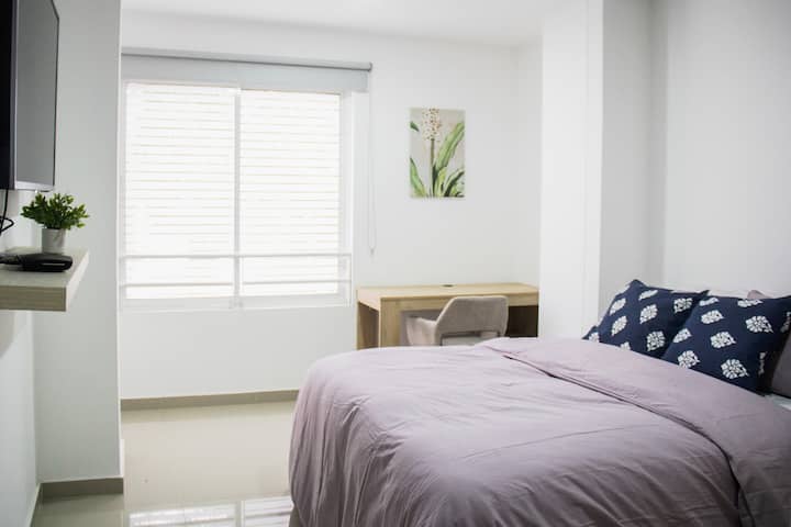 203 Wonderful Apartment In Cali, Santa Monica. - Versalles