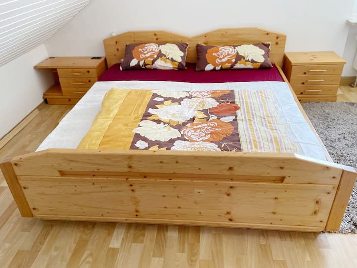 Großzügige Und Ruhige 4 Zi-wohnung " Goodness" - Höchstadt