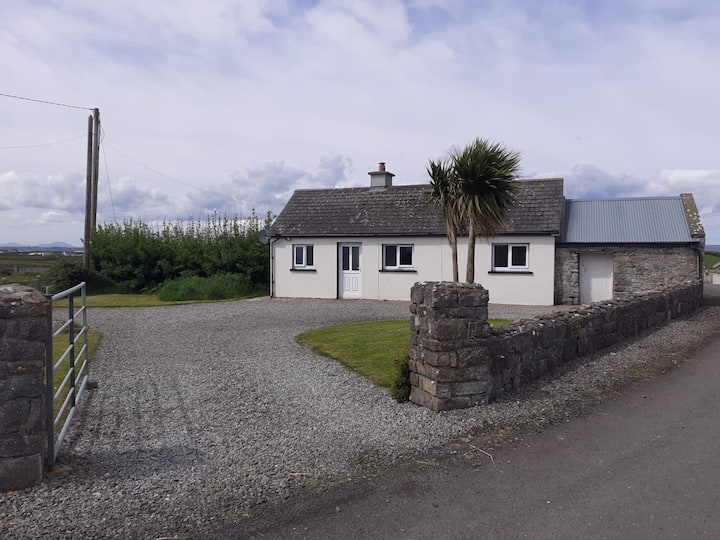 Pebble Beach Cottage, Enniscrone - Enniscrone