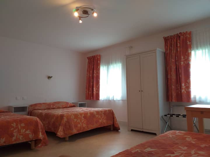 Chambre 2-4 Personnes Avec Douche/toilettes - Montlouis-sur-Loire