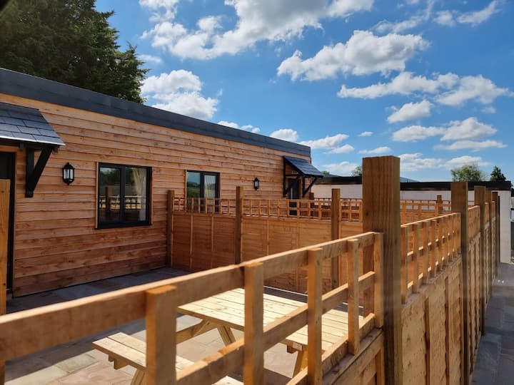 Straw Bear - Self Contained Holiday Let In Findon - Steyning