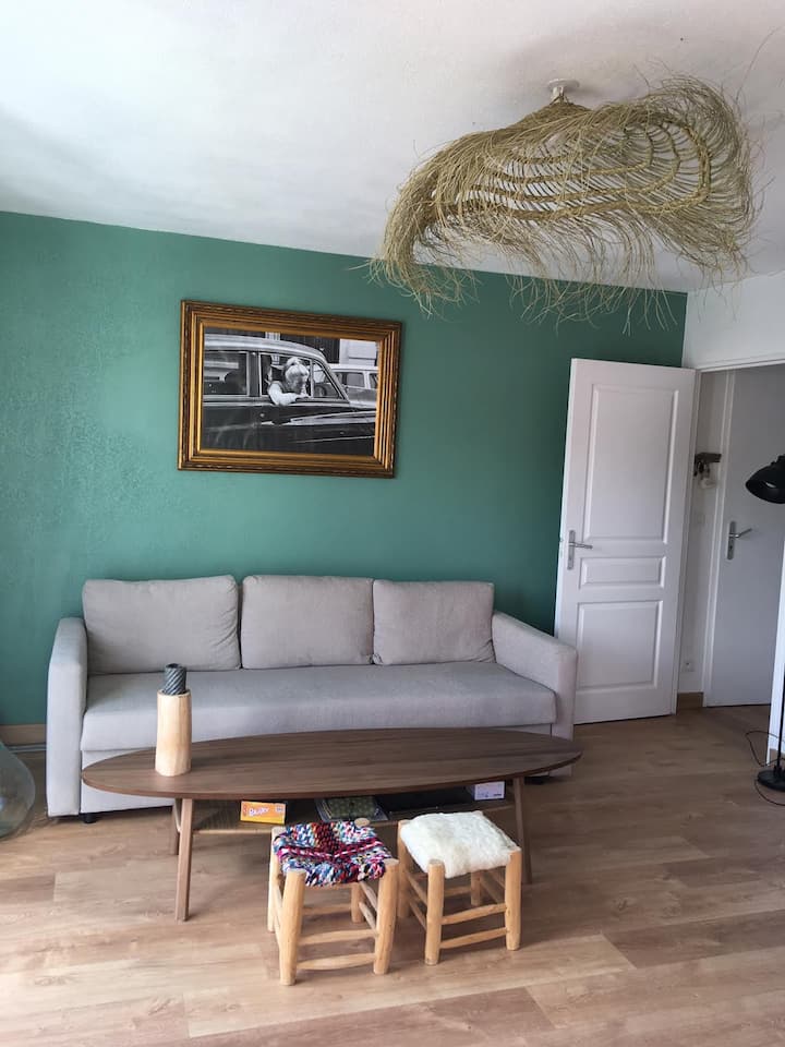 Superbe T2 De Charme Dans Résidence Calme - Bidart