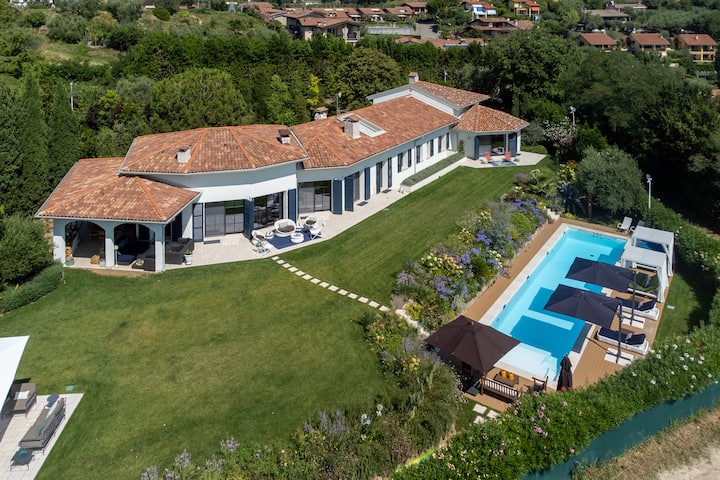 The Charmest Green And Blue Villa On Garda Lake - Manerba del Garda
