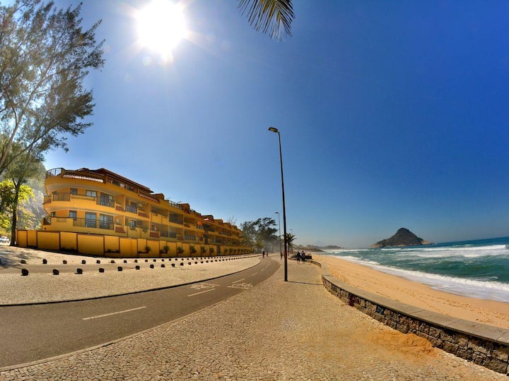 Appartement Pieds Dans Le Sable Dans Une Charmante Copropriété - Recreio dos Bandeirantes