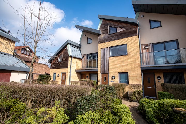 Stunning Townhouse Uphill Lincoln | Pass The Keys - Lincolnshire