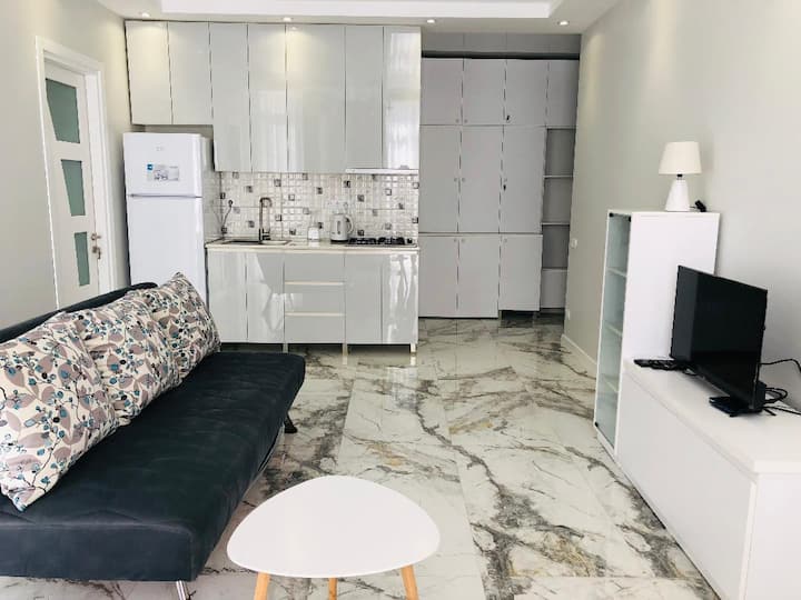 Lovely 2 Bedroom Apartment In Batumi - Batumi
